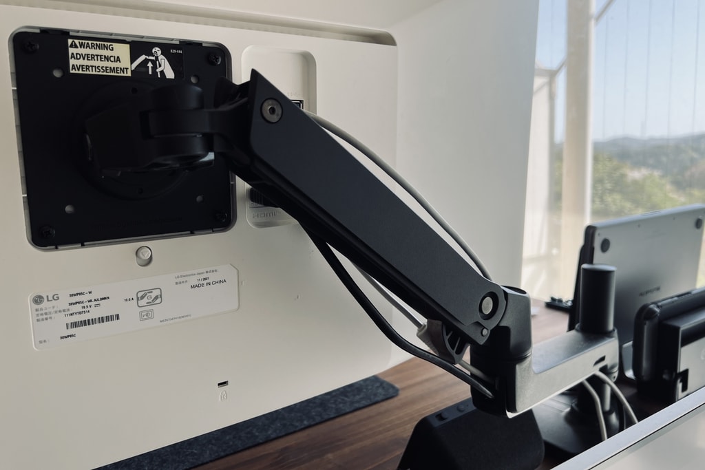 FlexiSpot E7とE7 Pro、E8の違いは？選び方や注意点も解説！ | 25歳の壁